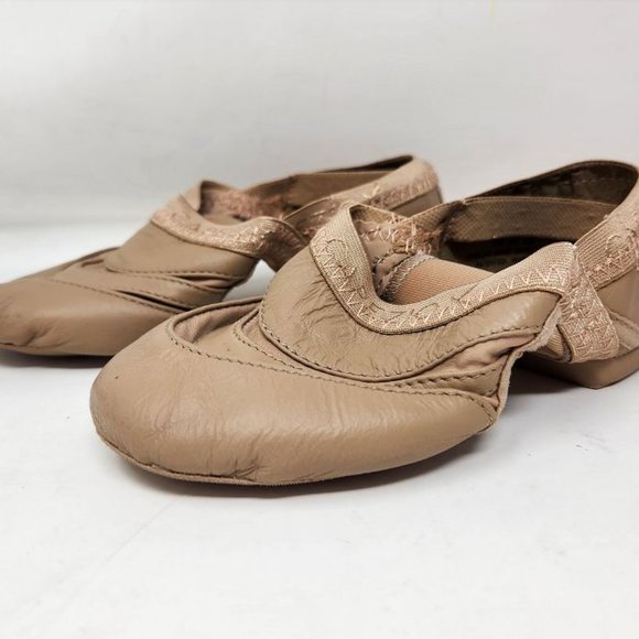 Capezio | Shoes | Womens 7w Capezio Ff5 Freeform Slip On Jazz Dance ...